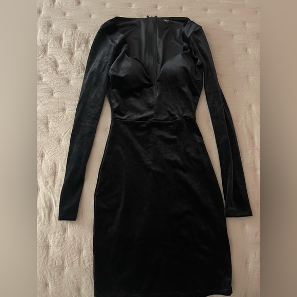 Windsor | Dresses | Windsor Black Dress | Poshmark
